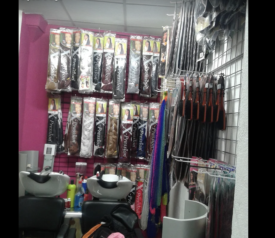 Blossom Peluqueria Unisex - African hair salon in Balears, Spain